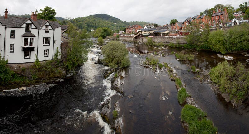 Llangollen Town stock photo. Image of llangollen, denbighshire - 20501612
