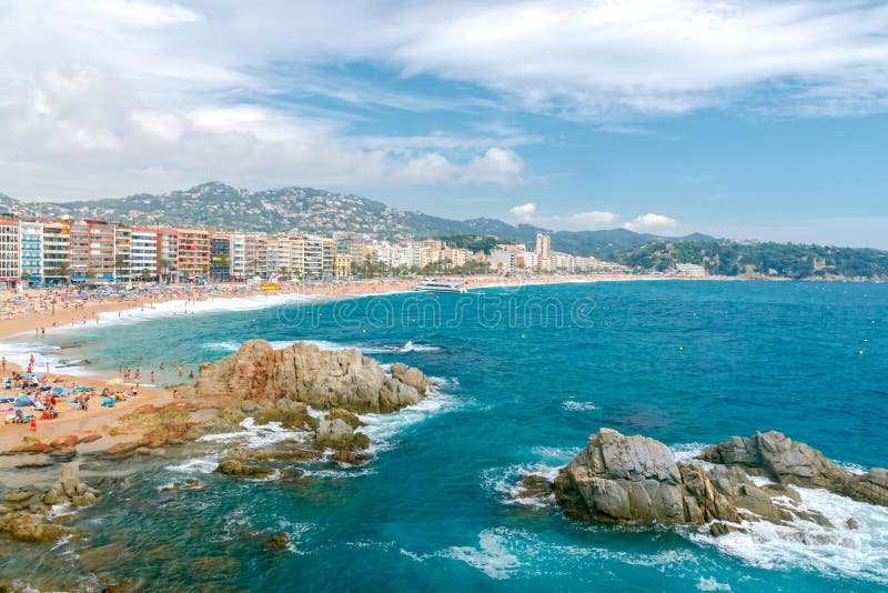 Lloret DE Mar Het Strand Van De Stad Stock Foto - Image of catalonië ...