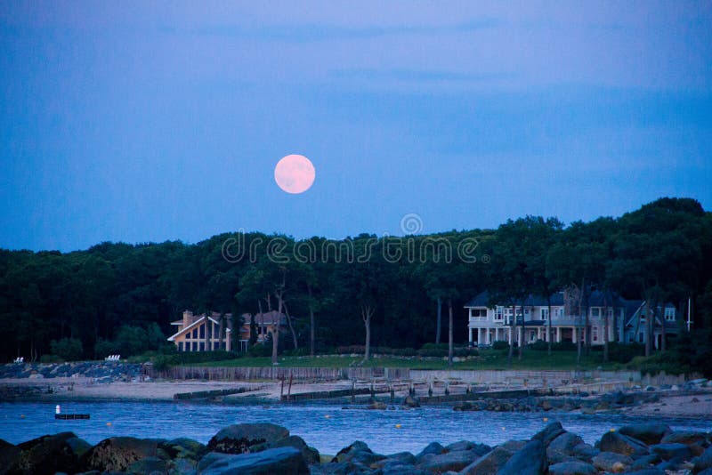 Lloyd Neck Beach Supermoon stock image. Image of seascape - 43496545