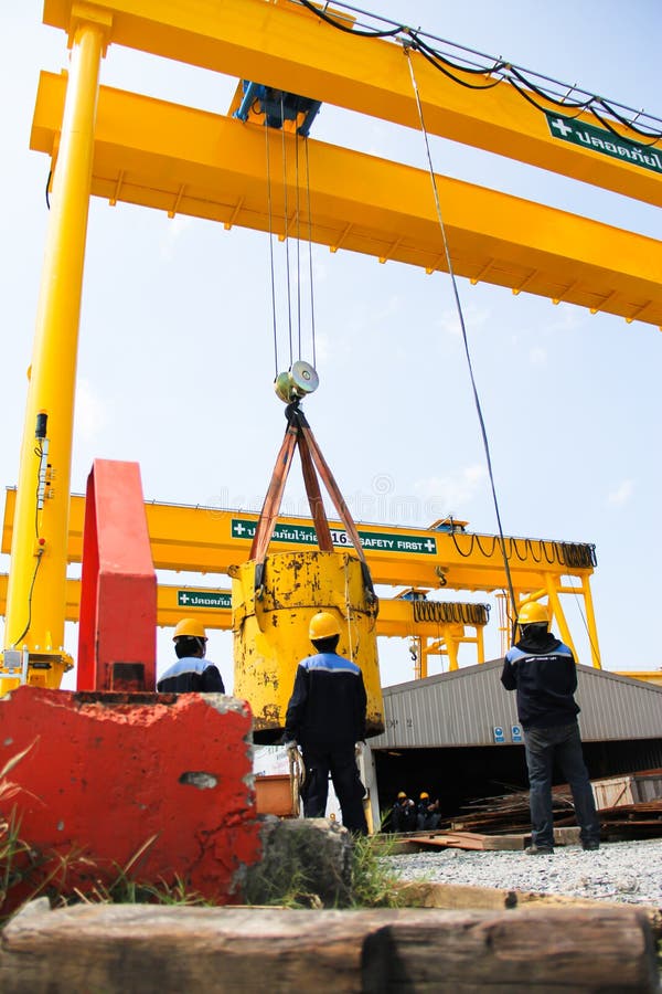 Load test team work stock image. Image of crane, color - 35419927
