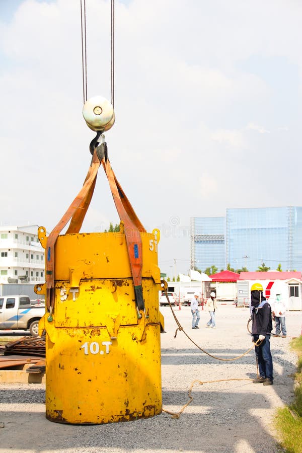 Crane Test Weight Stock Photos - Free & Royalty-Free Stock Photos from ...