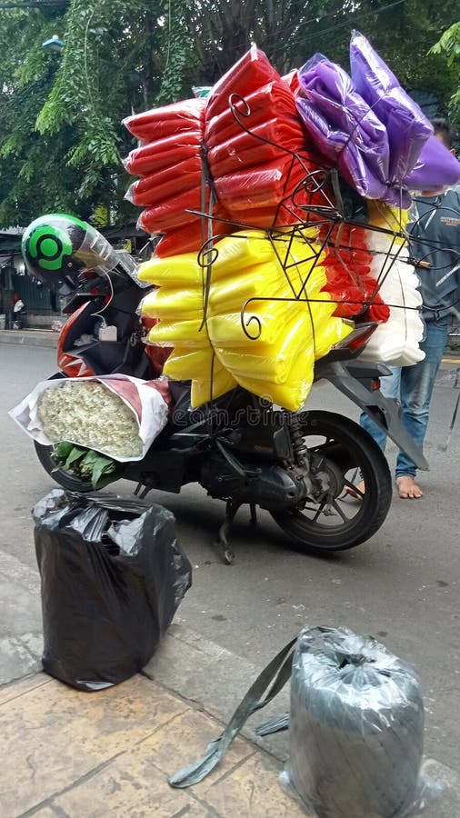 This load is too much stock image. Image of yellow, black - 282425933