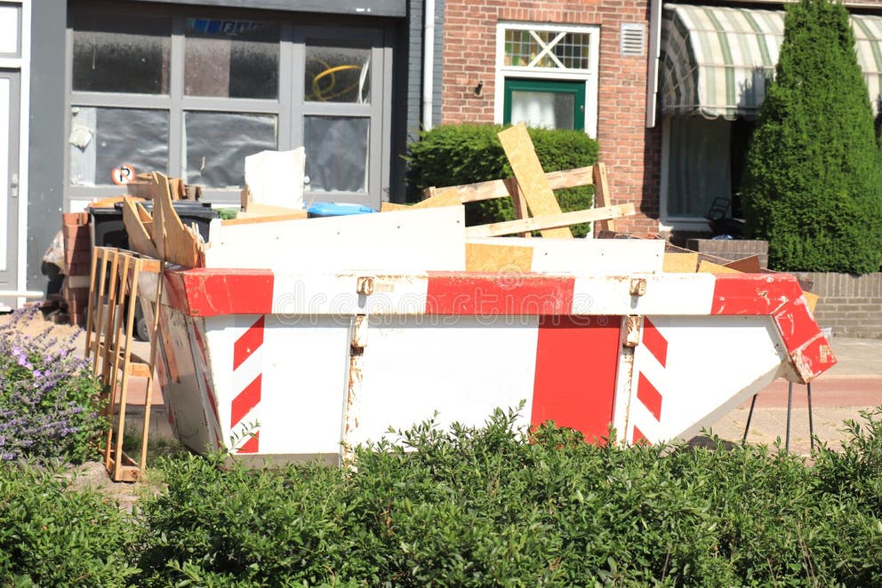 Loaded garbage dumpster stock photo. Image of dump, rubbish - 152016788