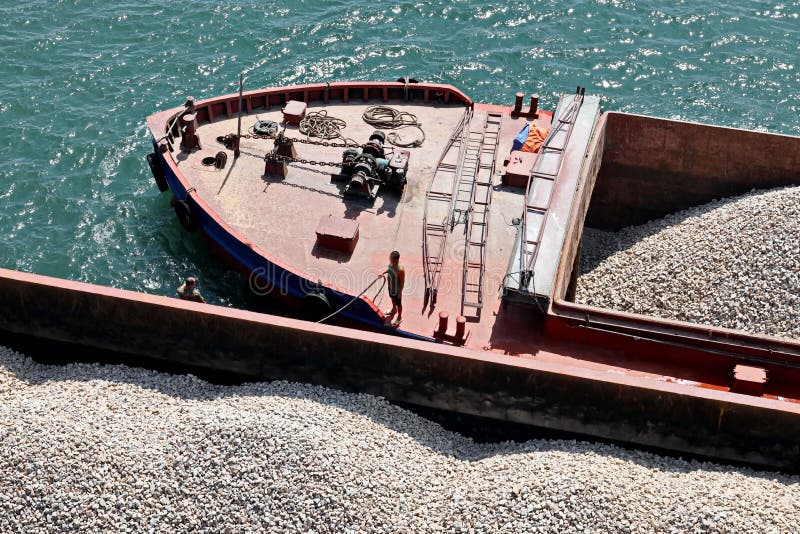 1,008 Limestone Loading Stock Photos - Free & Royalty-Free Stock Photos ...