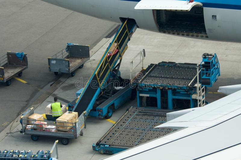 Loading cargo stock photo. Image of flying, delivery, cargo - 4286774