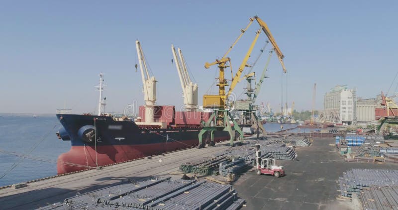 Loading a Cargo Ship, General Plan for the Operation of a Crane in a ...