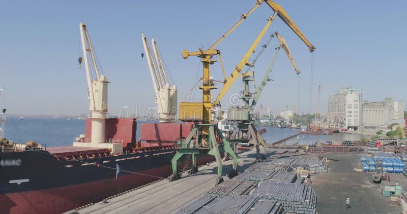 Loading a Cargo Ship, General Plan for the Operation of a Crane in a ...