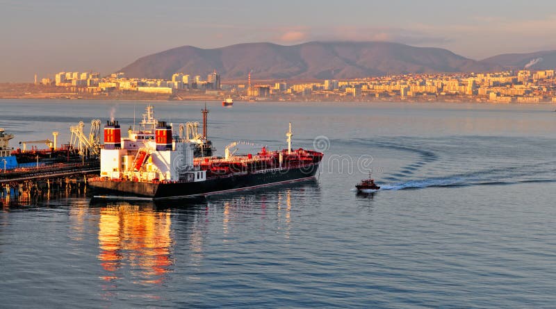 Loading oil tanker stock image. Image of harbour, freight - 7702283