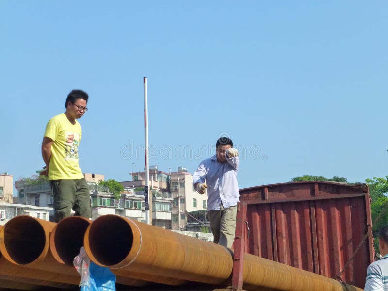 116 Loading Unloading Steel Pipe Stock Photos - Free & Royalty-Free ...