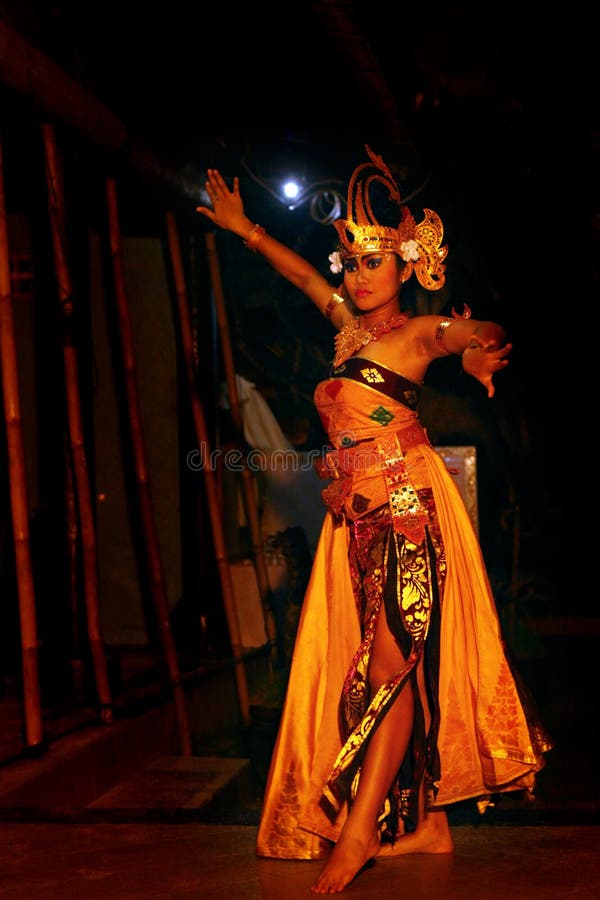 Local Balinese Dancer Performs on Stage Editorial Photo - Image of ...