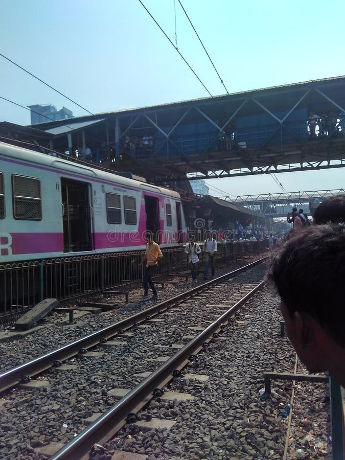 Local Train editorial stock photo. Image of train, maharashtra - 124164878