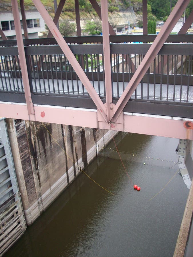 Lock and Dam No. 1 stock image. Image of brown, destination - 58192043