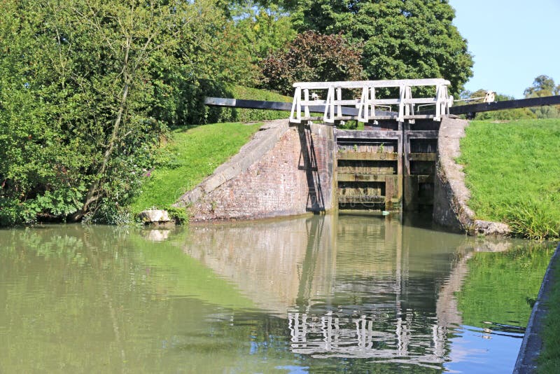 Lock on the Kennet and Avon Canal, Wiltshire Stock Photo - Image of ...
