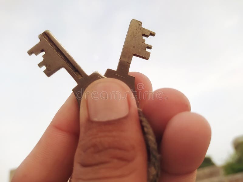 Lock keys in hand stock photo. Image of keys, hand, lock - 192251376