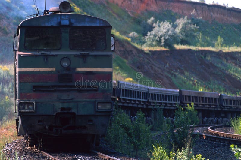 Tren diesel imagen de archivo. Imagen de recorrido, tren - 7741313