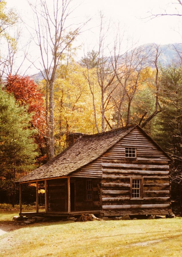 Log Cabin among Autumn Trees Stock Photo - Image of mountain, fall: 3066104