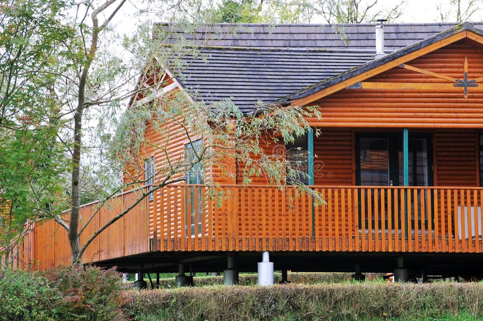 Log Cabin in the Countrside Stock Image - Image of details, cabin: 21523927