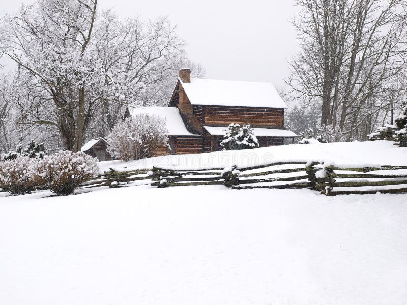 Log cabin in snow stock image. Image of frost, blue, fence - 14399225