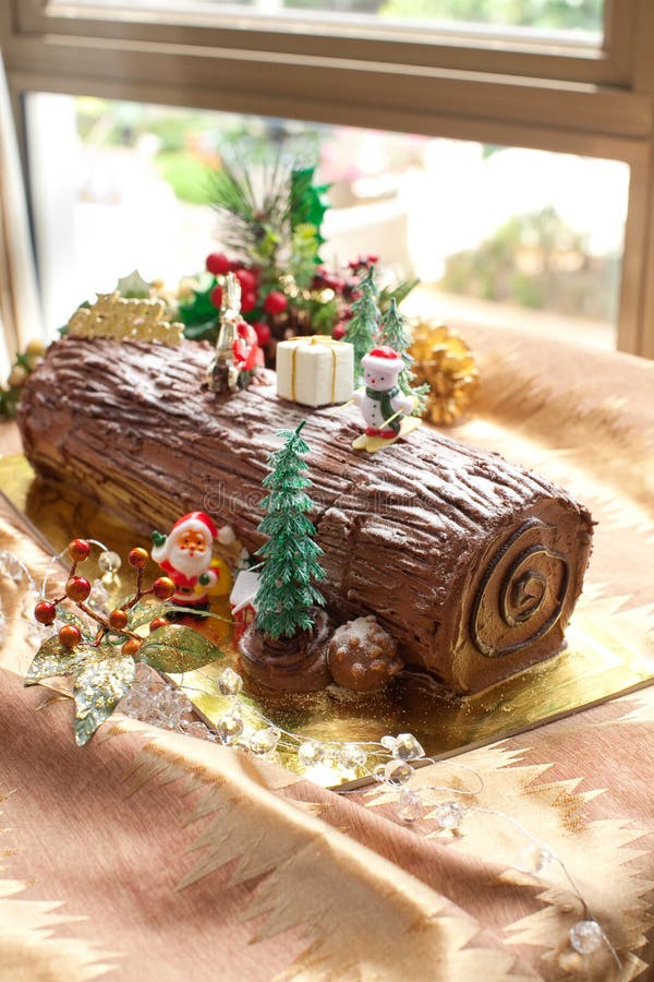 Log Cake stock photo. Image of celebration, homemade - 67933130