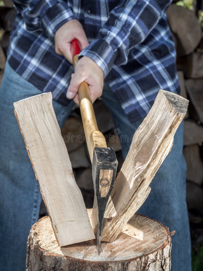 664 Man Splitting Log Stock Photos - Free & Royalty-Free Stock Photos ...