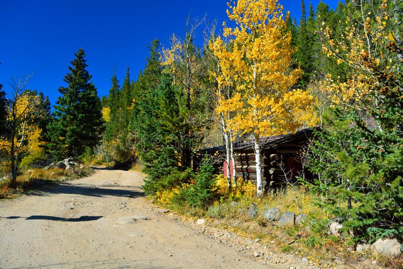 13,687 Cabin Fall Stock Photos - Free & Royalty-Free Stock Photos from ...