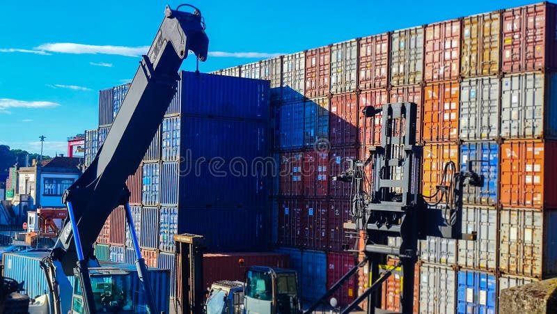 Logistics of International Container Cargo Shipping and Cargo Plane in ...