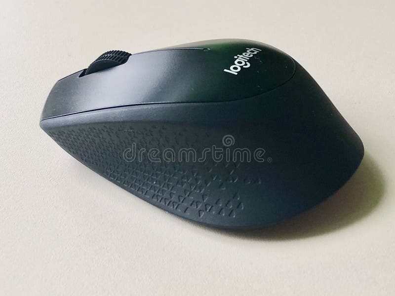 Logitech M330 Silent editorial stock image. Image of connection - 178332314