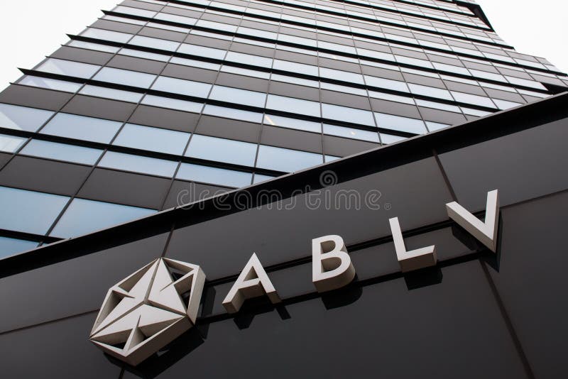 Logo de ABLV Bank fotografía editorial. Imagen de edificio - 170958247