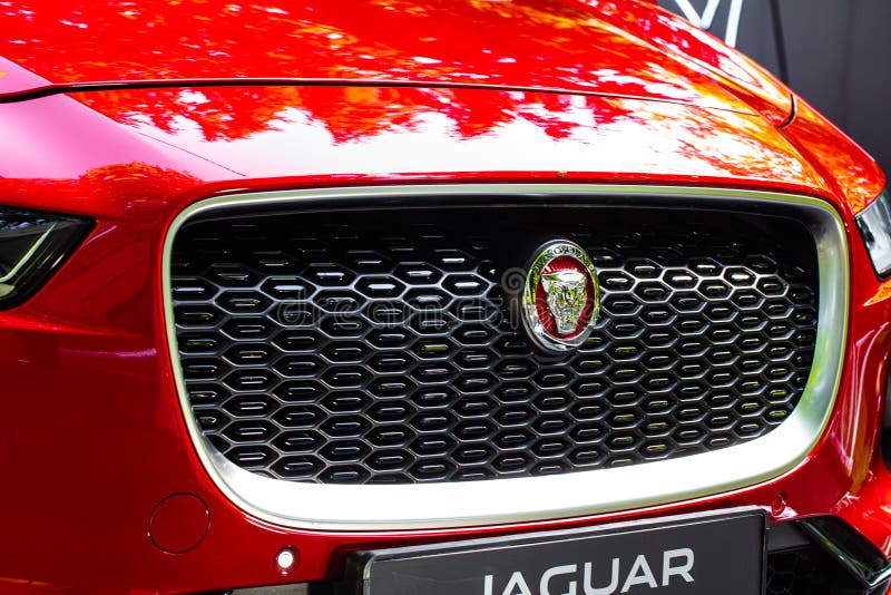 Logo De Jaguar En Jaguar Ipace Imagen editorial - Imagen de ...