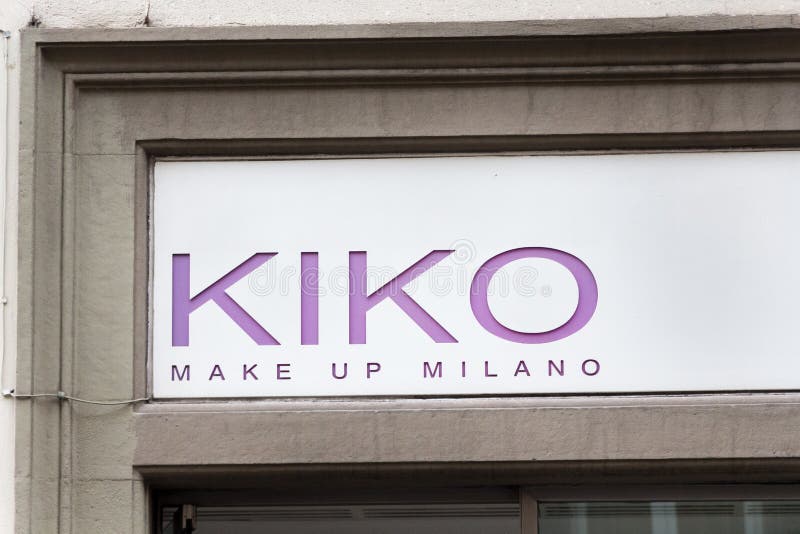 Logo De Kiko Sur Le Magasin De Kiko Image éditorial - Image du affaires ...