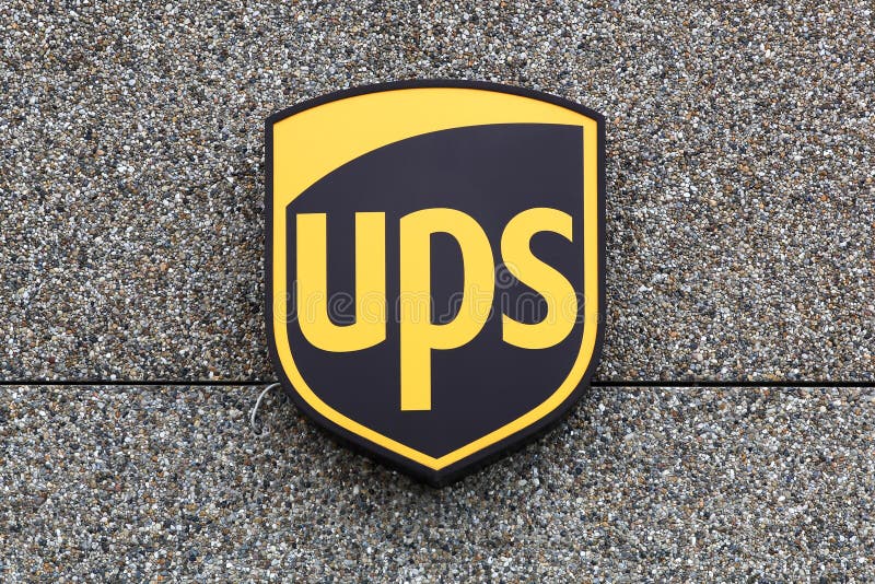 Logo de UPS en una fachada imagen editorial. Imagen de comercial ...