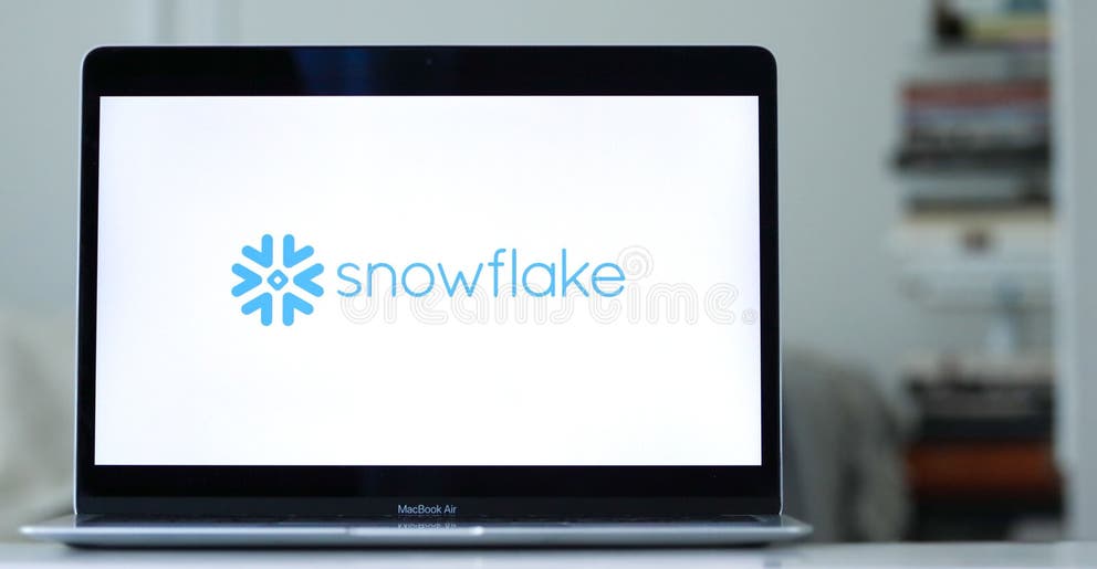 Logo of Snowflake, an American Data Cloud Company Offering Data Storage ...
