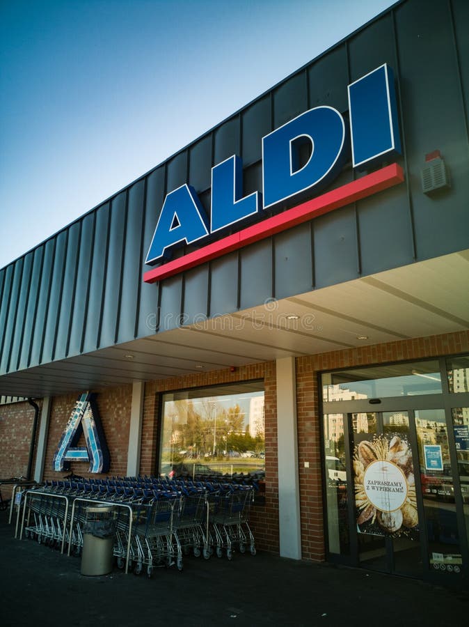 Logotipo Da Aldi Store Na Entrada Imagem Editorial - Imagem de alimento ...