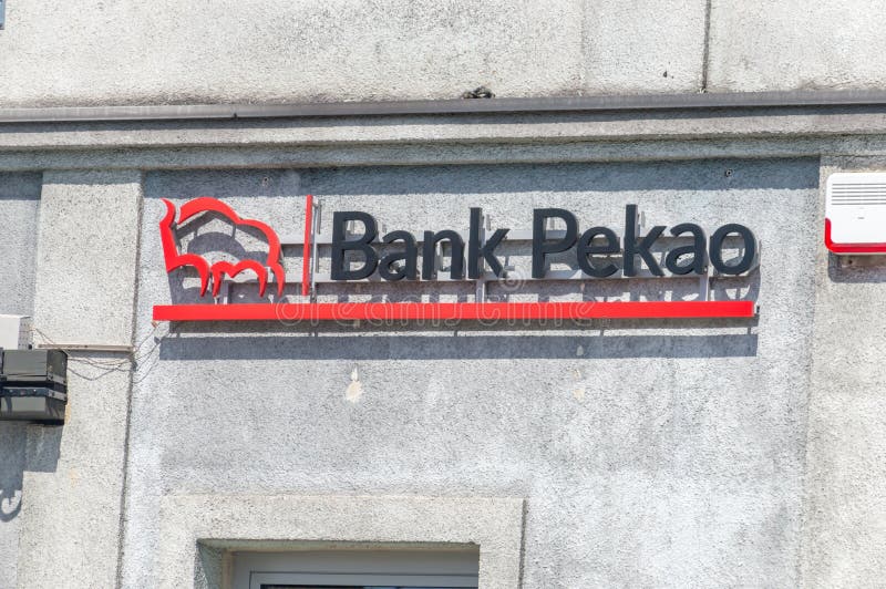 Logotipo de banca pekao imagen editorial. Imagen de polonia - 228010370