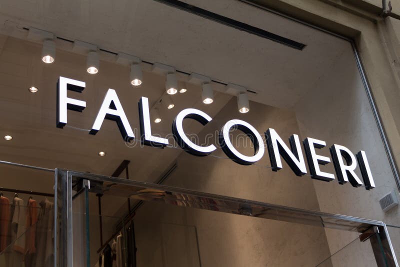 Logotipo De Falconeri Na Loja De Falconeri Imagem de Stock Editorial ...