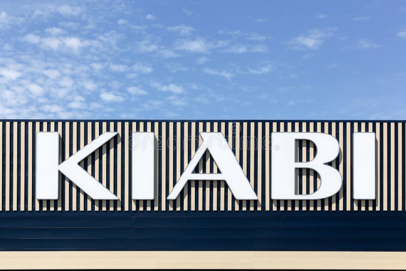 Logotipo De Kiabi Em Uma Parede Fotografia Editorial - Imagem de ...