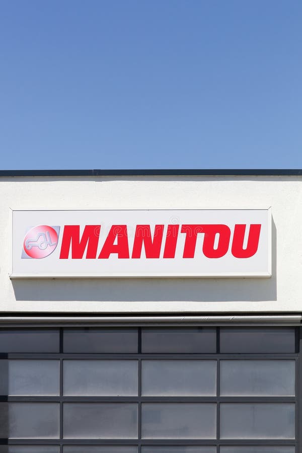 Logotipo De Manitou En Una Pared Foto editorial - Imagen de pared ...