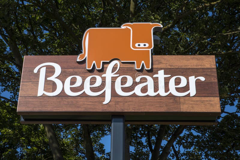 Logotipo do Beefeater imagem de stock editorial. Imagem de bebida ...