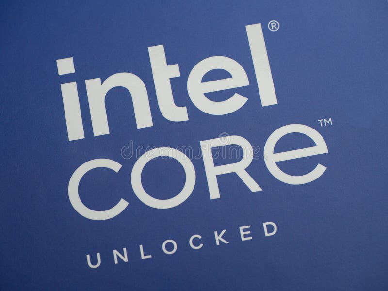 Logotipo Intel Em Um Gabinete Do Processador Intel Core 14th Gen ...