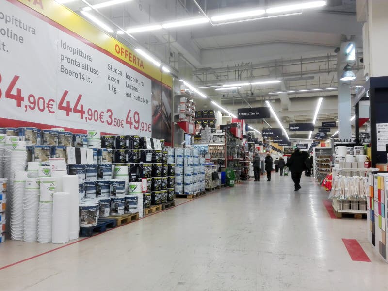 Dentro De Uma Loja De Ferragens Imagem de Stock - Imagem de transacione ...