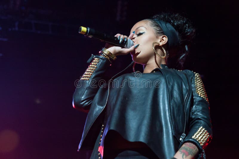 Lola Monroe editorial image. Image of performer, tuki - 27645530