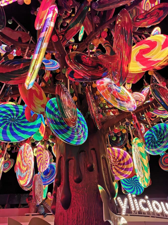 Lollypop Candy Statue Beachwalk Kuta Bali Editorial Photography - Image ...