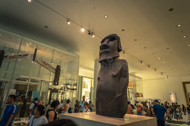 Moai in British Museum editorial stock photo. Image of architecture ...