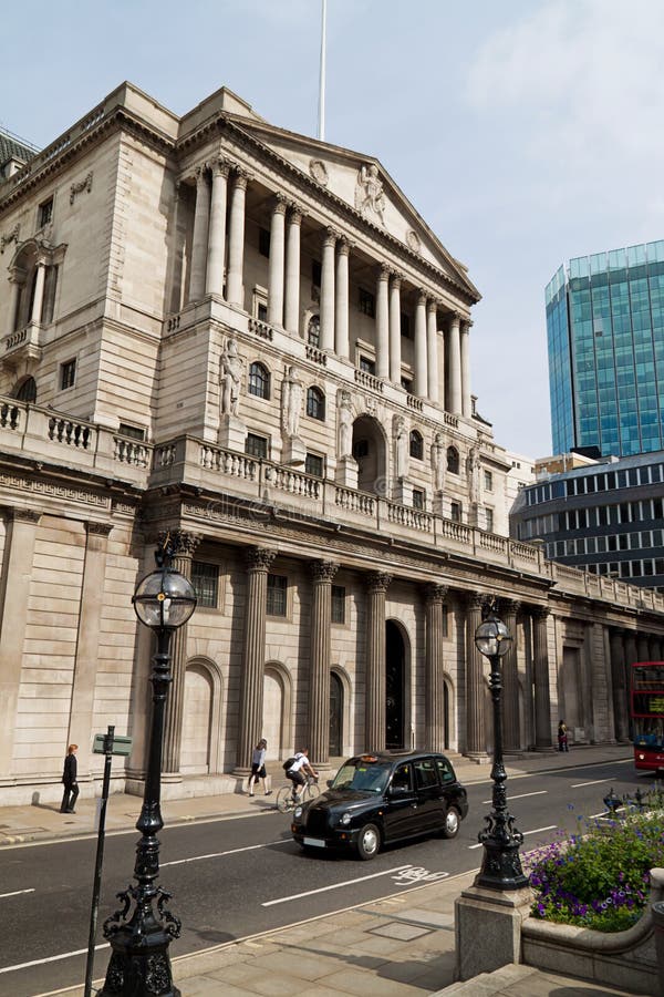 London, bank of england editorial image. Image of skyline - 29387345
