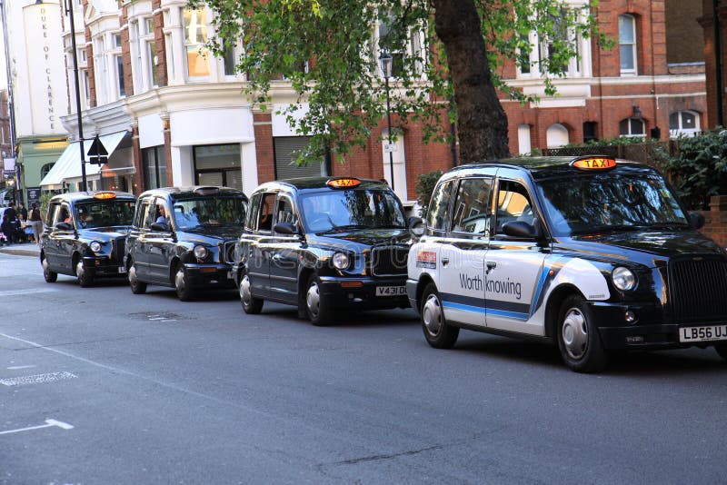 London Black Cab editorial stock photo. Image of taxi - 17095783