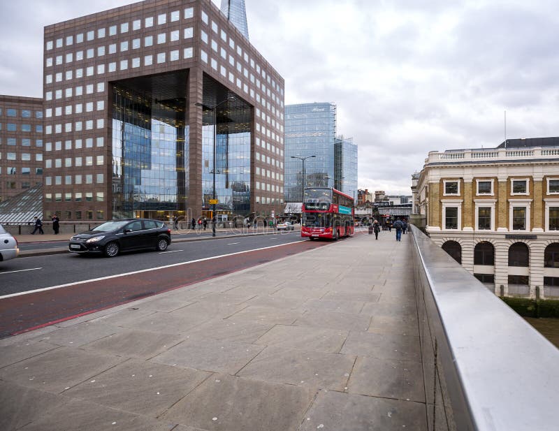 London Bridge editorial stock photo. Image of londonbridge - 93765698