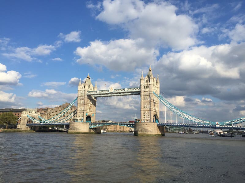 London Bridge Summer England Thames Stock Photo - Image of summer ...