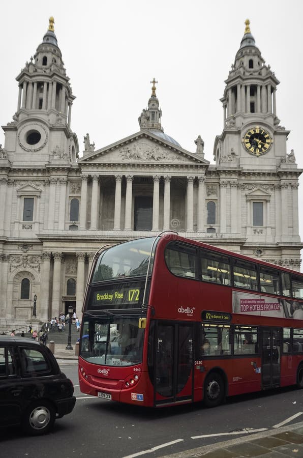 London bus editorial photography. Image of kingdom, double - 74972922