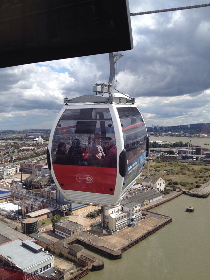 London Cable Cars stock image. Image of cross, crossing - 157196547