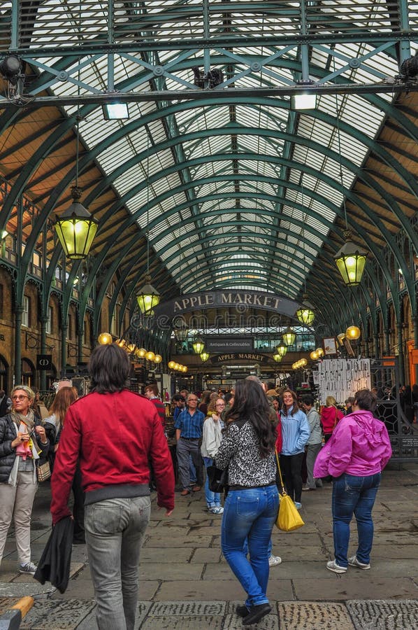 London editorial stock photo. Image of crowded, streets - 63054228